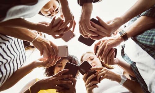 Vodafone: MMS-Dienst wird eingestellt - weitere Betreiber folgen - connect