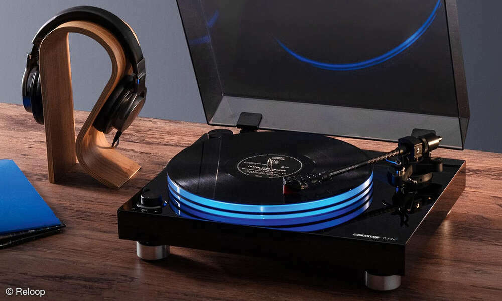 AUDIO - Das Magazin für HiFi, Surround, High End, Musik - connect