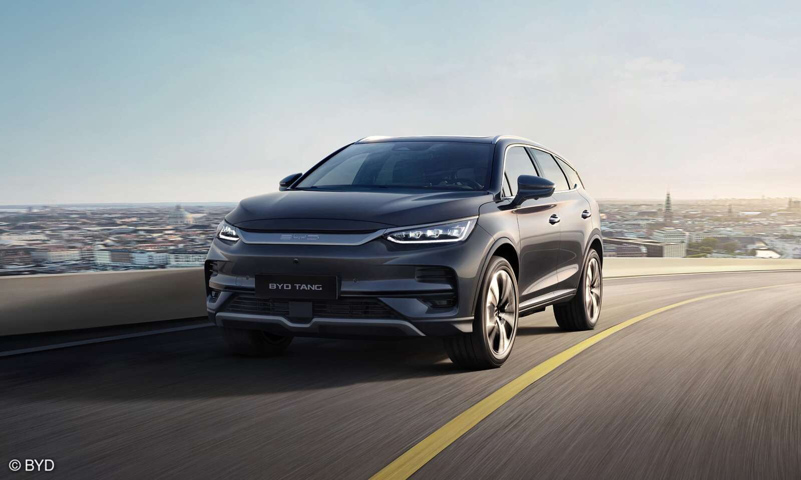 BYD Super-e-Platform 3.0 Evo: Fünf Minuten Ladezeit für 400 Kilometer ...