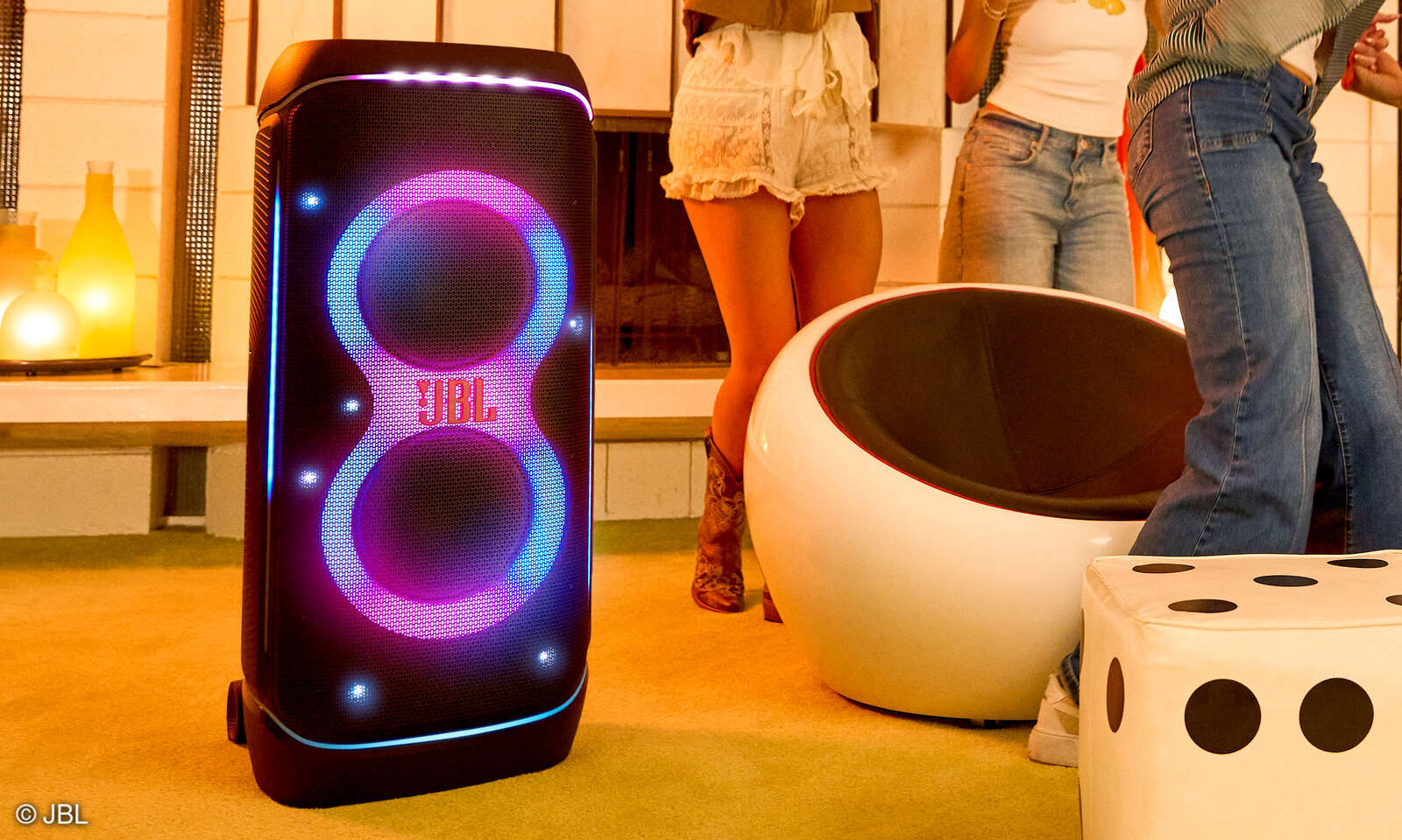JBL PartyBox 720: Leistungsstarker Sound mit 800 Watt - connect