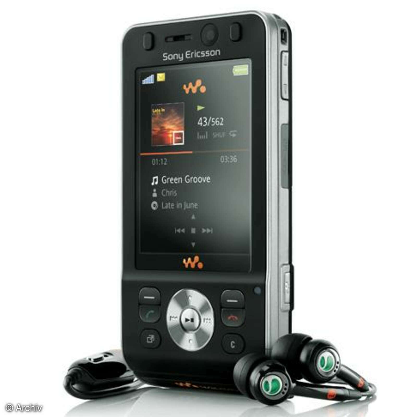 Sony Ericsson W910i - connect