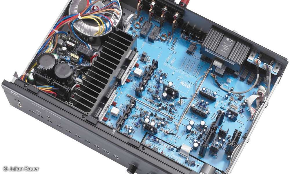 Im Test: Vollverstärker NAD C356 BEE - connect