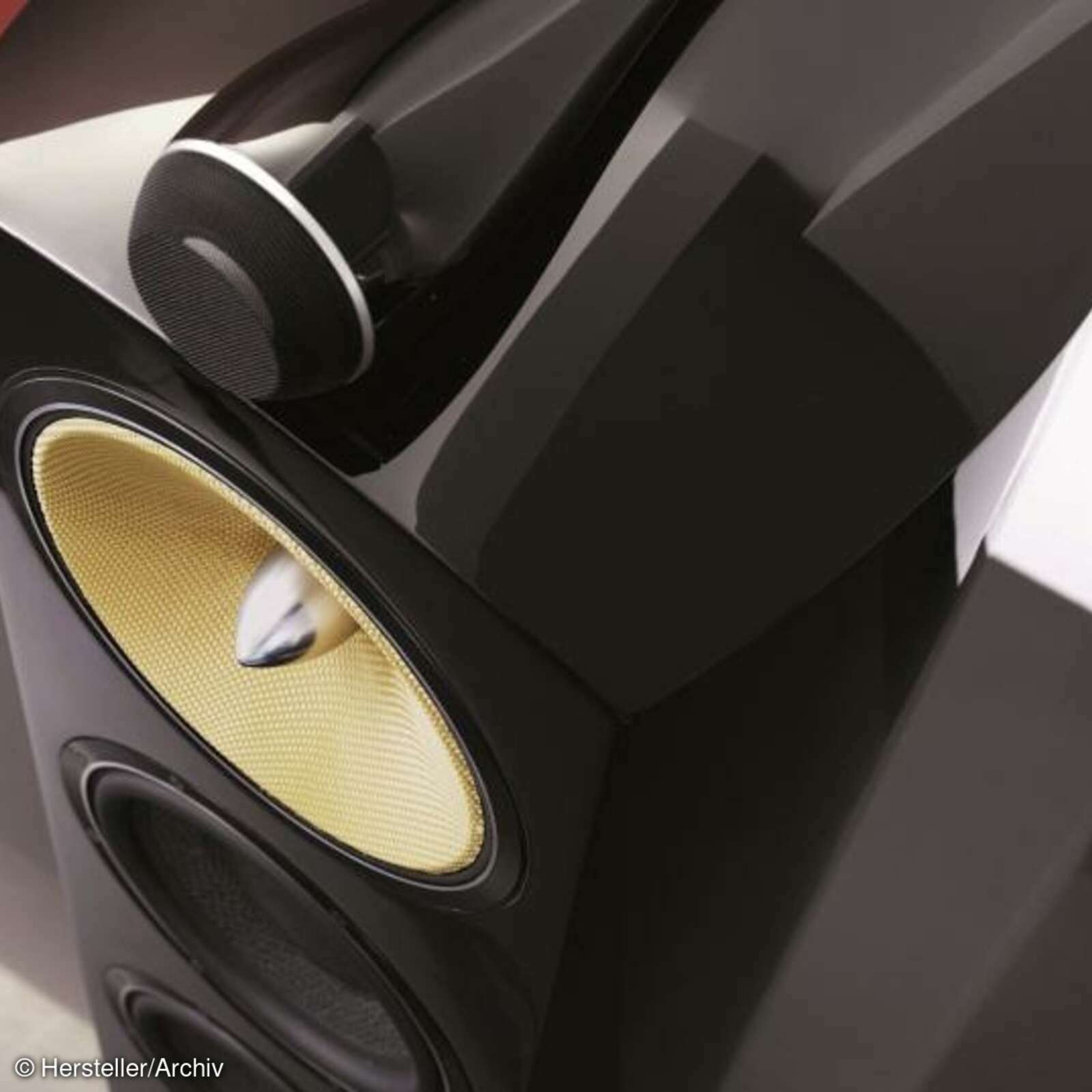 Bowers & Wilkins 804 D3 im Test: Standbox - connect